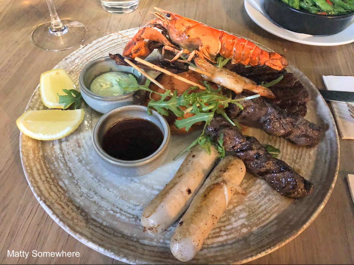 Aussie Dining at Dundee’s on the Waterfront, Cairns. – Matty Somewhere